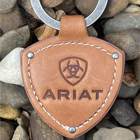 Ariat | Other | Ariat Brown Leather 325 Keychain Keyring Hefty Hardy 25 ...